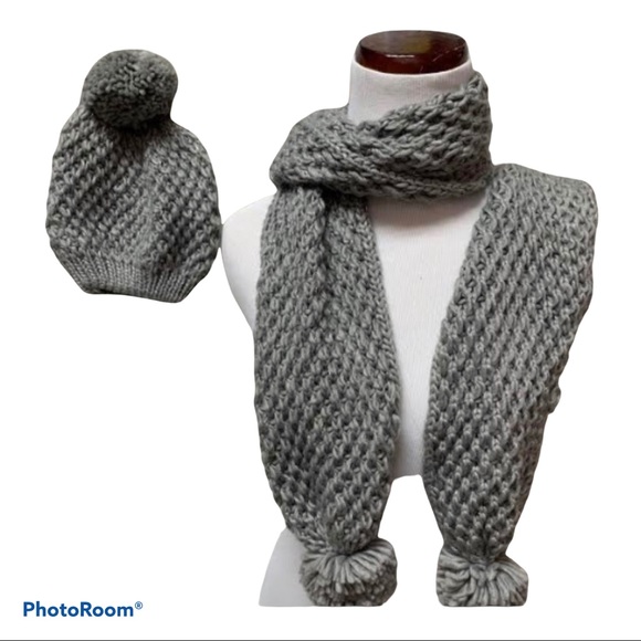 Rampage | Accessories | Rampage Shimmer Knit Scarf Beanie Set W Pompom ...